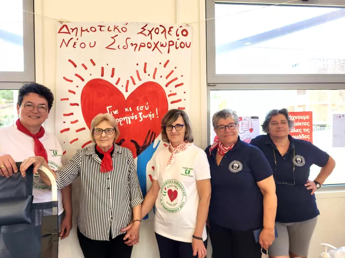 Σταθερά και με αγάπη προσφέρουν αίμα στο Νέο Σιδηροχώρι | xronos.gr